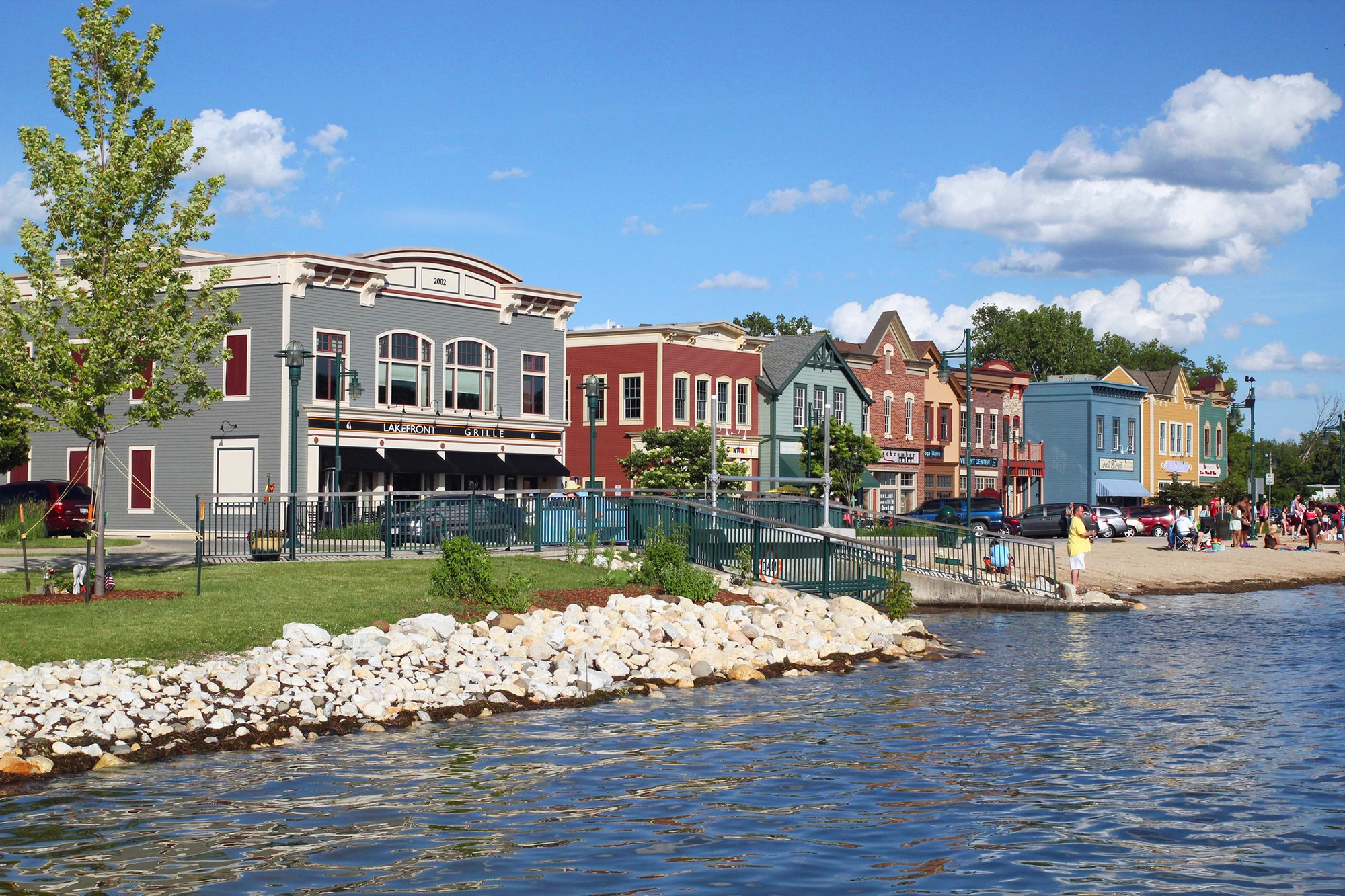 Pewaukee, Wisconsin: An Ethel Travel Guide