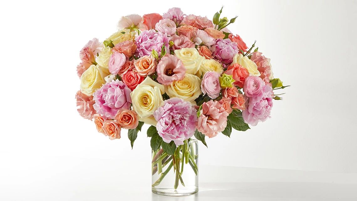 Photo of bouquet in vase from ProFlowers